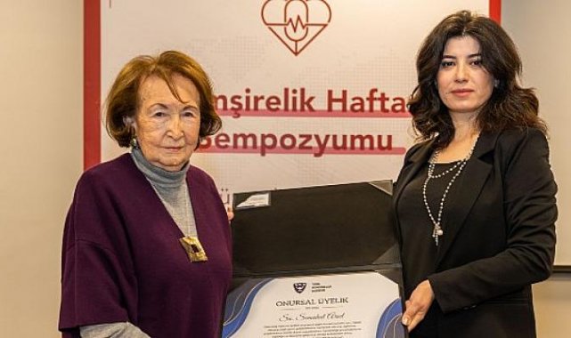 Semahat Arsel, Türk Hemşireler Derneği’nin İlk “Onursal Üyesi” Oldu ... Semahat Arsel, Türk Hemşireler Derneği’nin İlk “Onursal Üyesi” Oldu ...